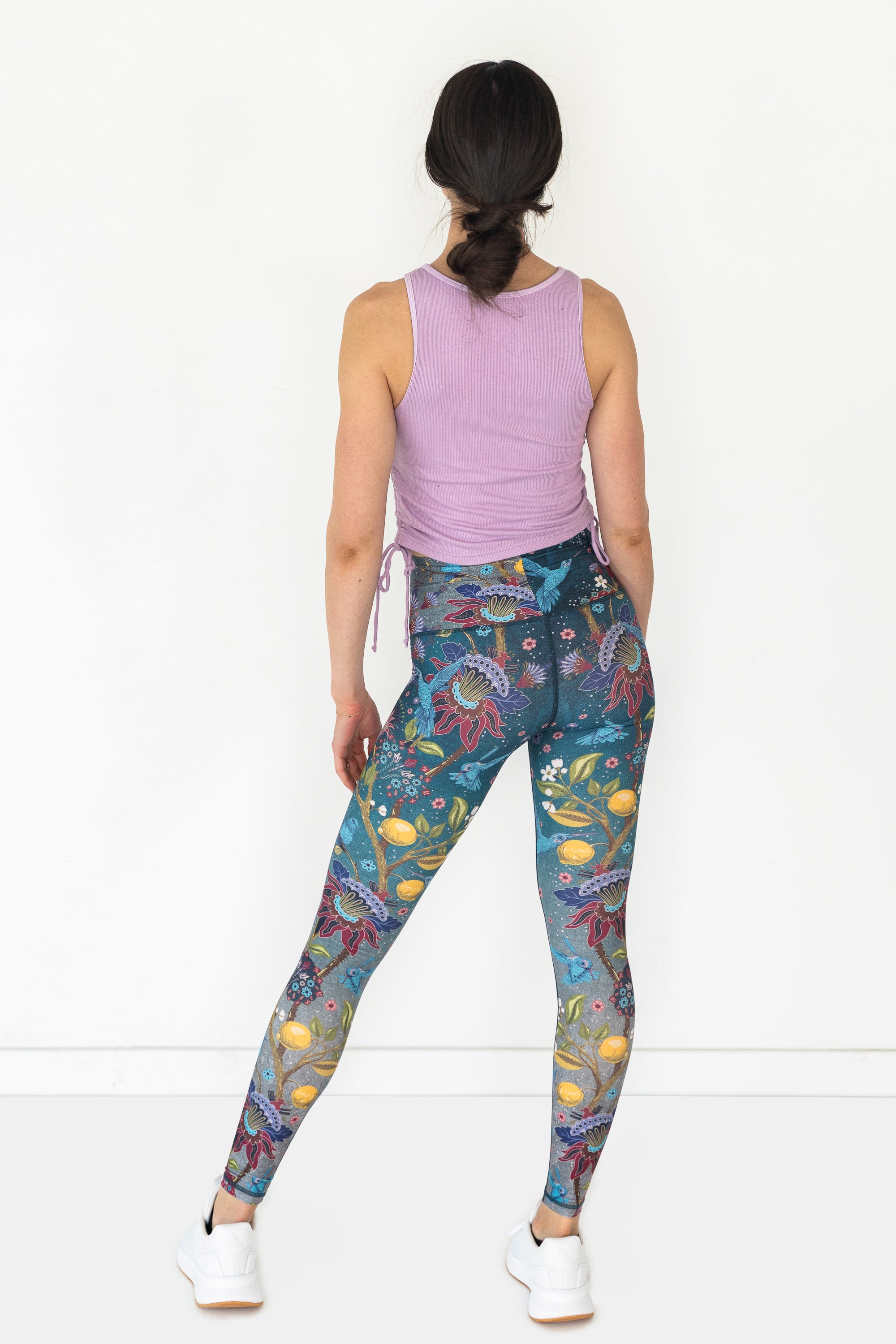 Resoluna Home | Premium Leggings, Tops, and Accessories